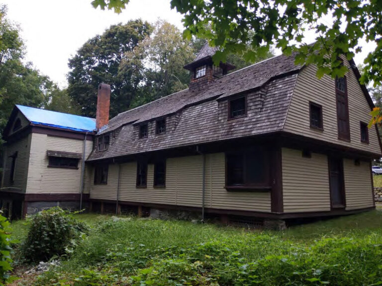 Barn and Carriage House - Forbes House Museum